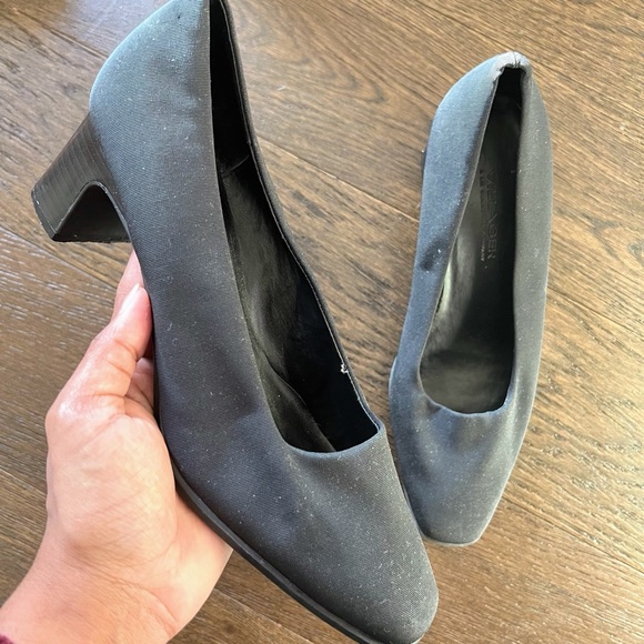 villager | Shoes | Villager Liz Claiborne Steffi Black Block Heel Shoes ...